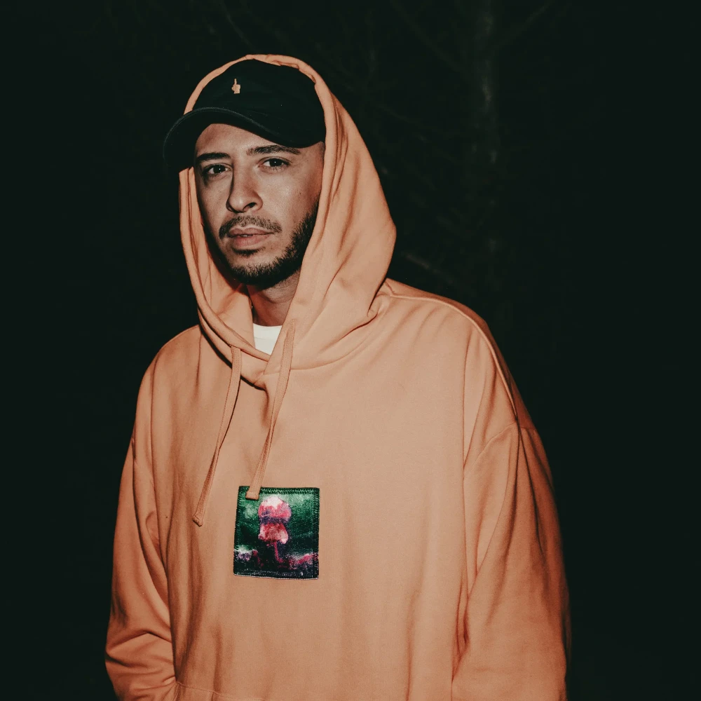 Sirus Hood