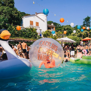 Confira tudo sobre a DDP Pool Party de Carnaval com full open bar